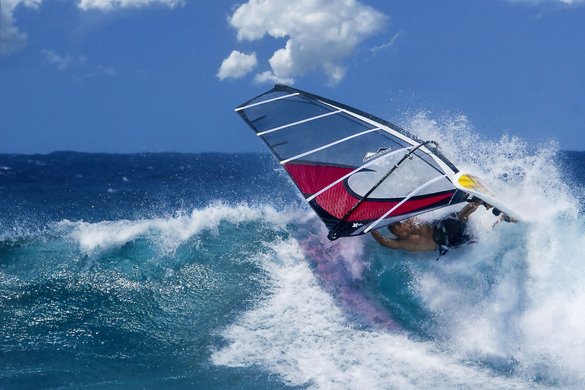 2010 Ghost XT - Side-shore light-weight wave sail | MauiSails Hawaii