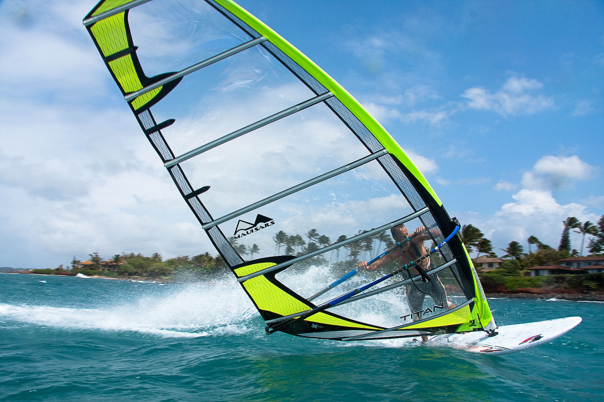 2010 Titan - Freeride/freerace cam sail | MauiSails Hawaii